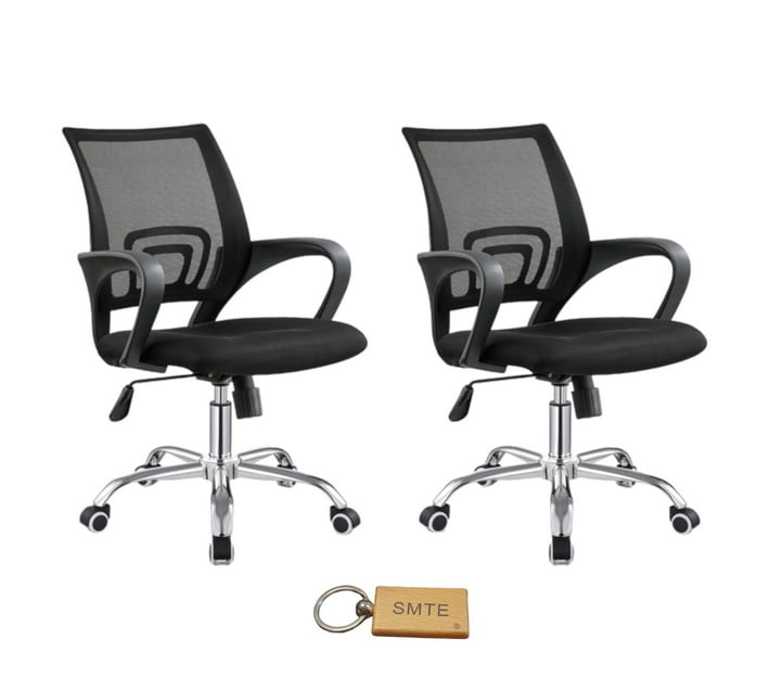 Someone’s in a Makro Office chair with armrests and swivel function ...