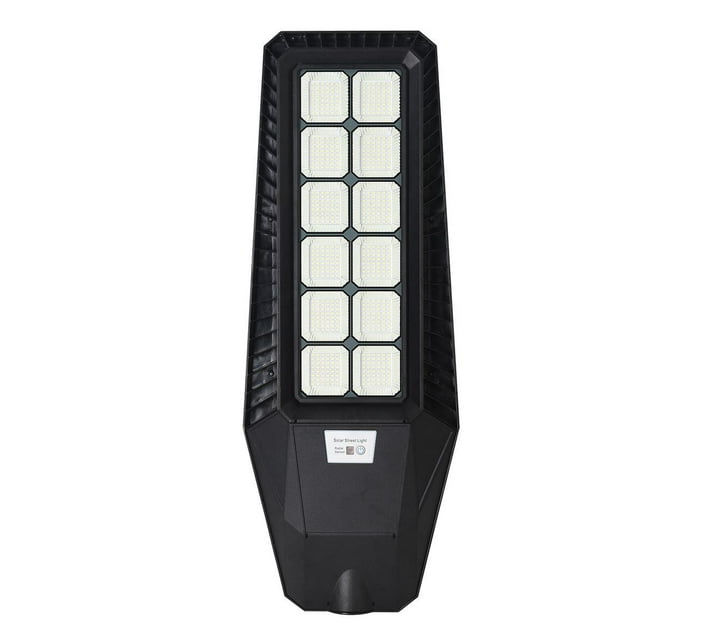 Someone’s in a Makro Led Street lighting 300w Solar light remote ...