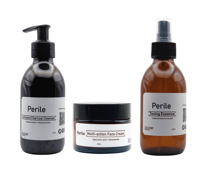 Someone’s in a Makro Perile - 3-step skincare set for oily skin - Acne ...