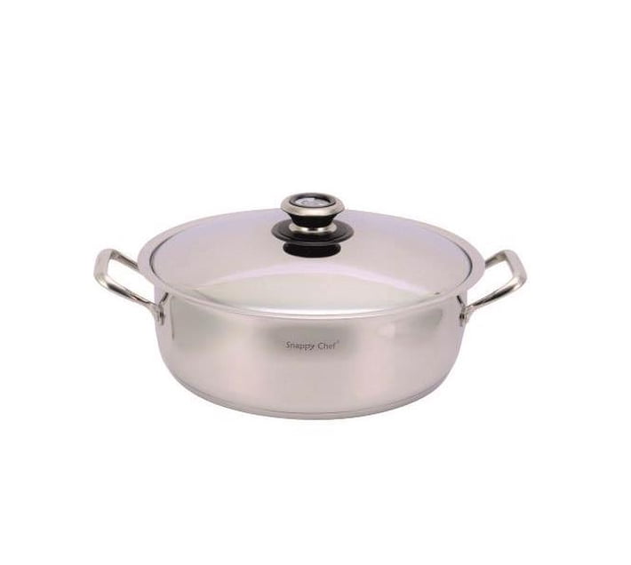 Someone’s in a Makro Snappy Chef 8L Deluxe Casserole Mood