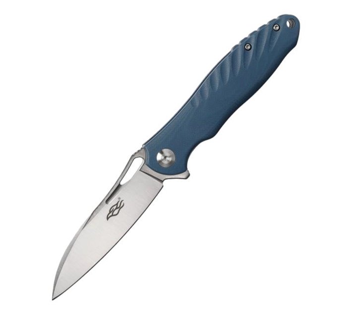 Someone’s in a Makro Ganzo Firebird FH71 D2 Grey Folding knife Mood