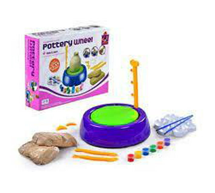 Someone’s in a Makro Pottery Wheel & Splash Art Studio Set Mood
