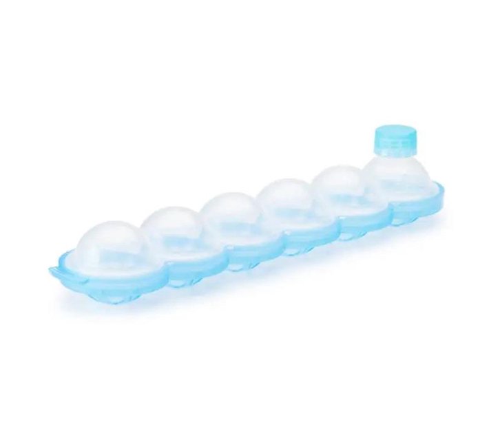 Someone’s in a Makro Eezy Ice Tray 6 Ball Mood