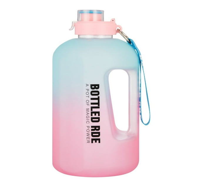 Someone’s in a Makro Aqua 2.2LT Water Bottle Mood