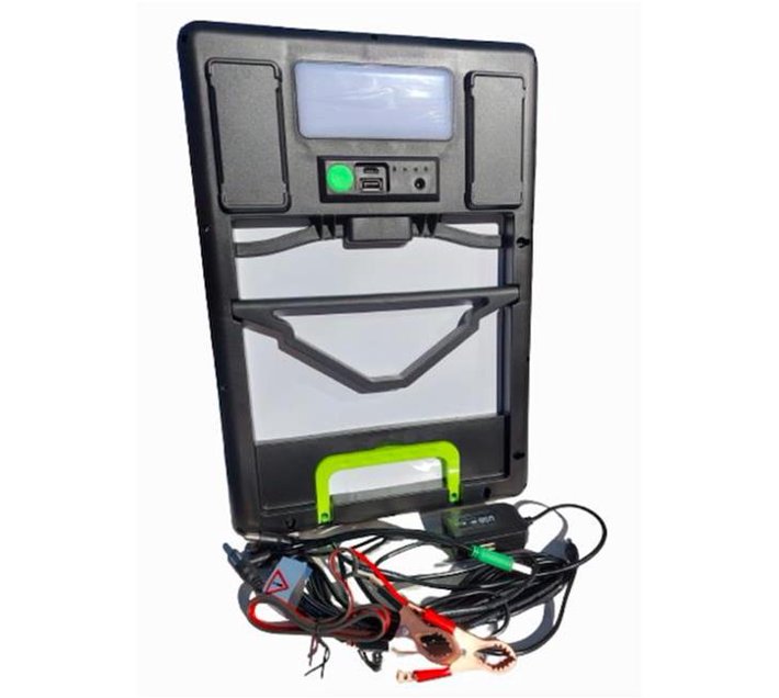 Someone’s in a Makro 15W Andowi Multifunctional Solar Panel With Build ...